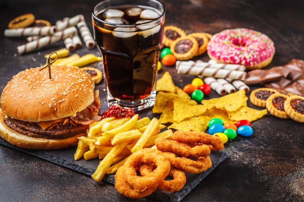 Can You East Junk Food and Still Get ABS? - Mind To Muscle Fitness
